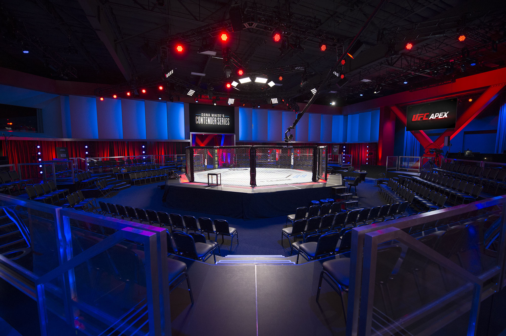 UFC hoje (15/11): confira os destaques do UFC 322 e o card completo